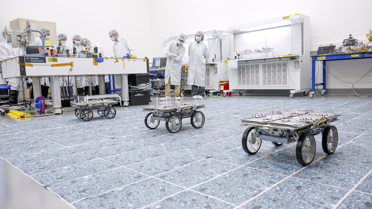 NASA's CADRE Rovers Take First Autonomous Drive | NASA Jet Propulsion ...