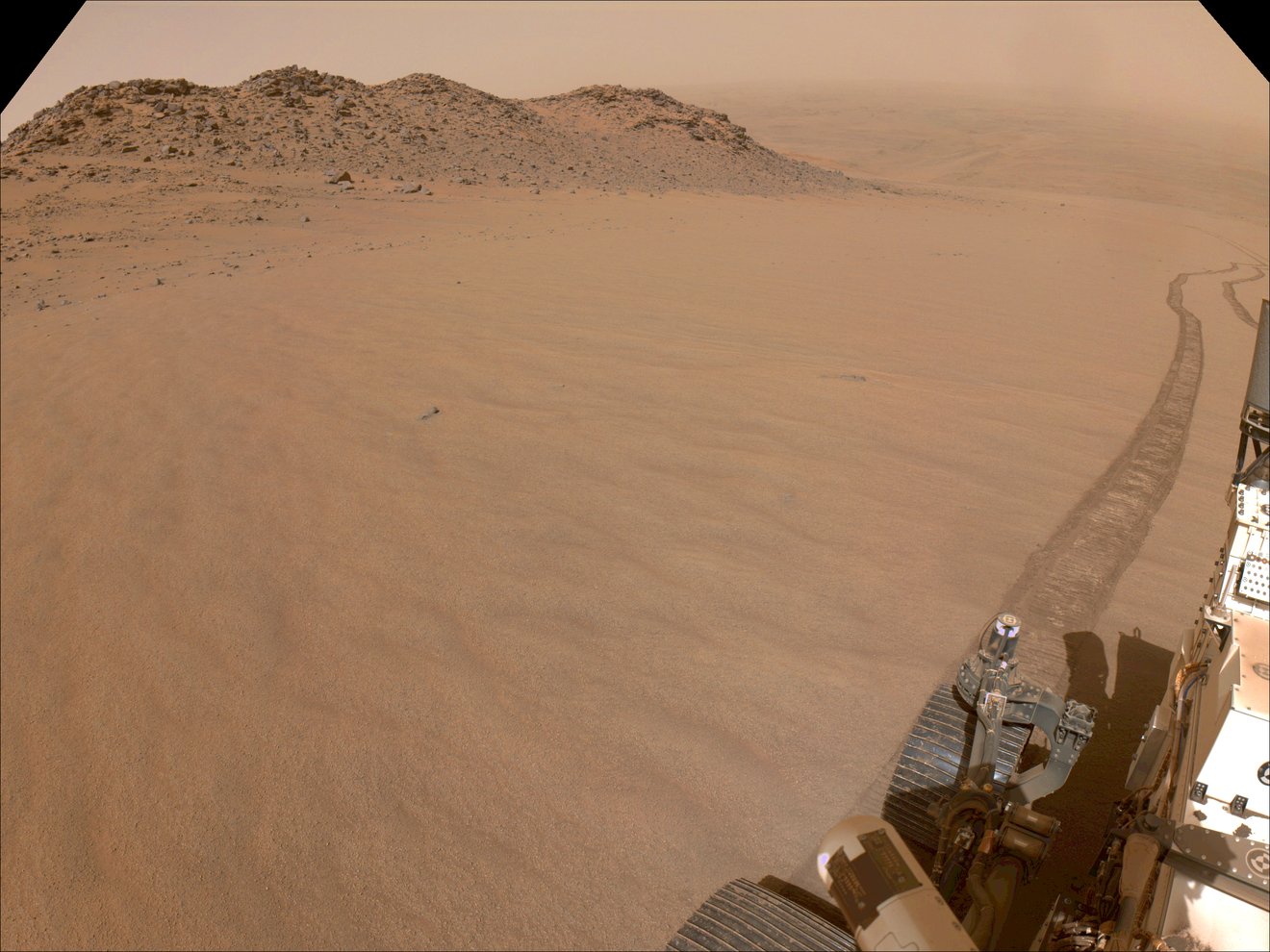 NASA’s Perseverance Rover Reaches Top of Jezero Crater Rim | NASA Jet ...