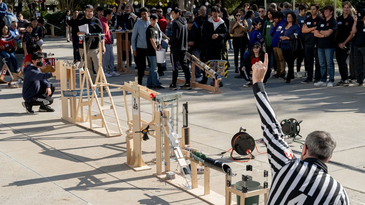 Students Create Elaborate Homemade Machines for JPL Competition