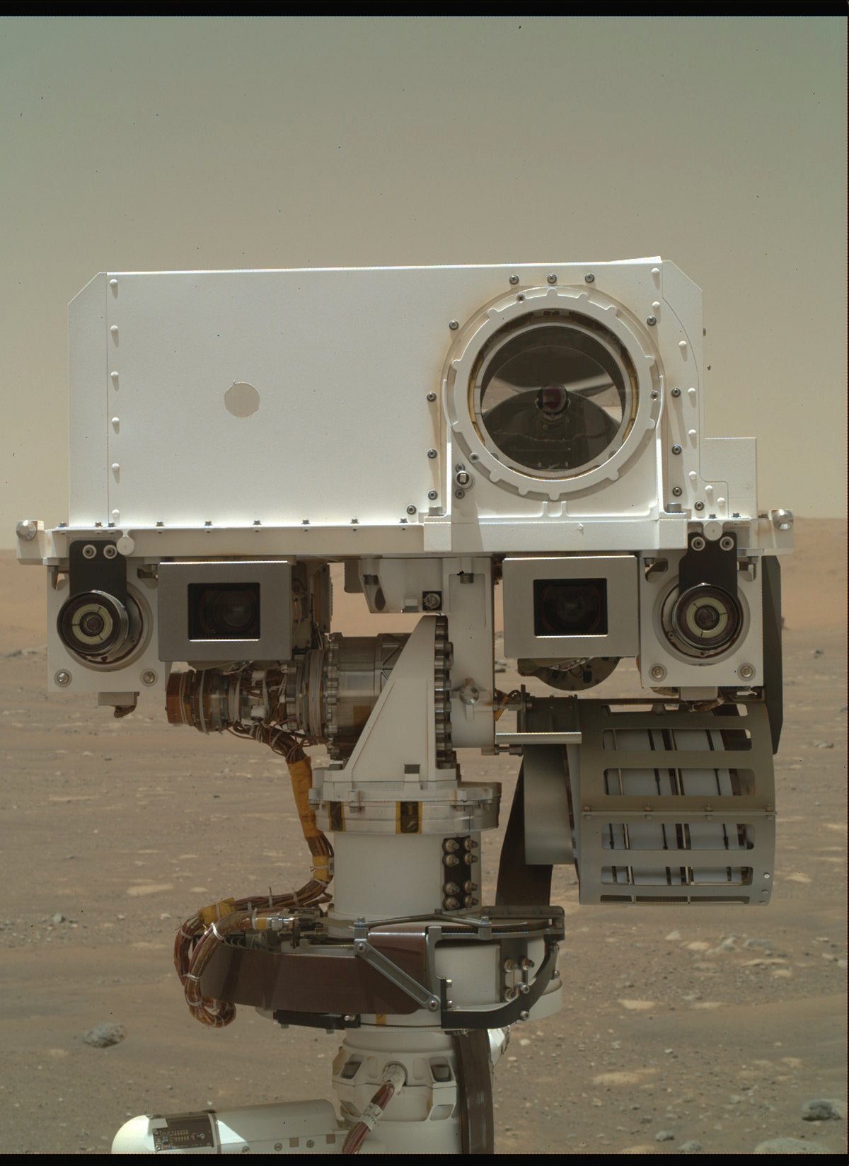 Perseverance's Selfie with Ingenuity | NASA Jet Propulsion Laboratory (JPL)