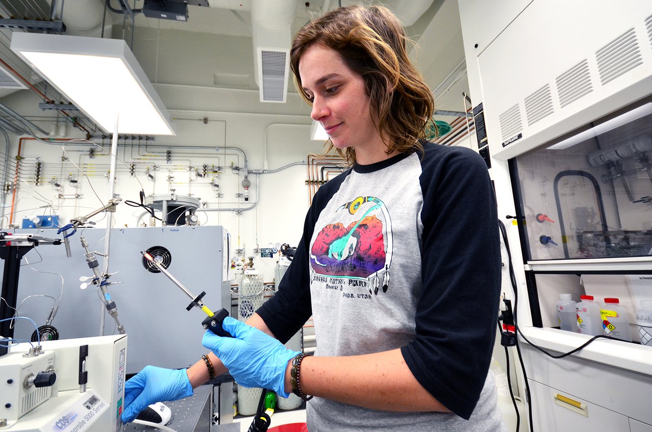 Finding Life on the Rocks | NASA Jet Propulsion Laboratory (JPL)