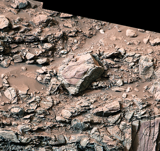 NASA’s Curiosity Rover Discovers a Surprise in a Martian Rock | NASA ...