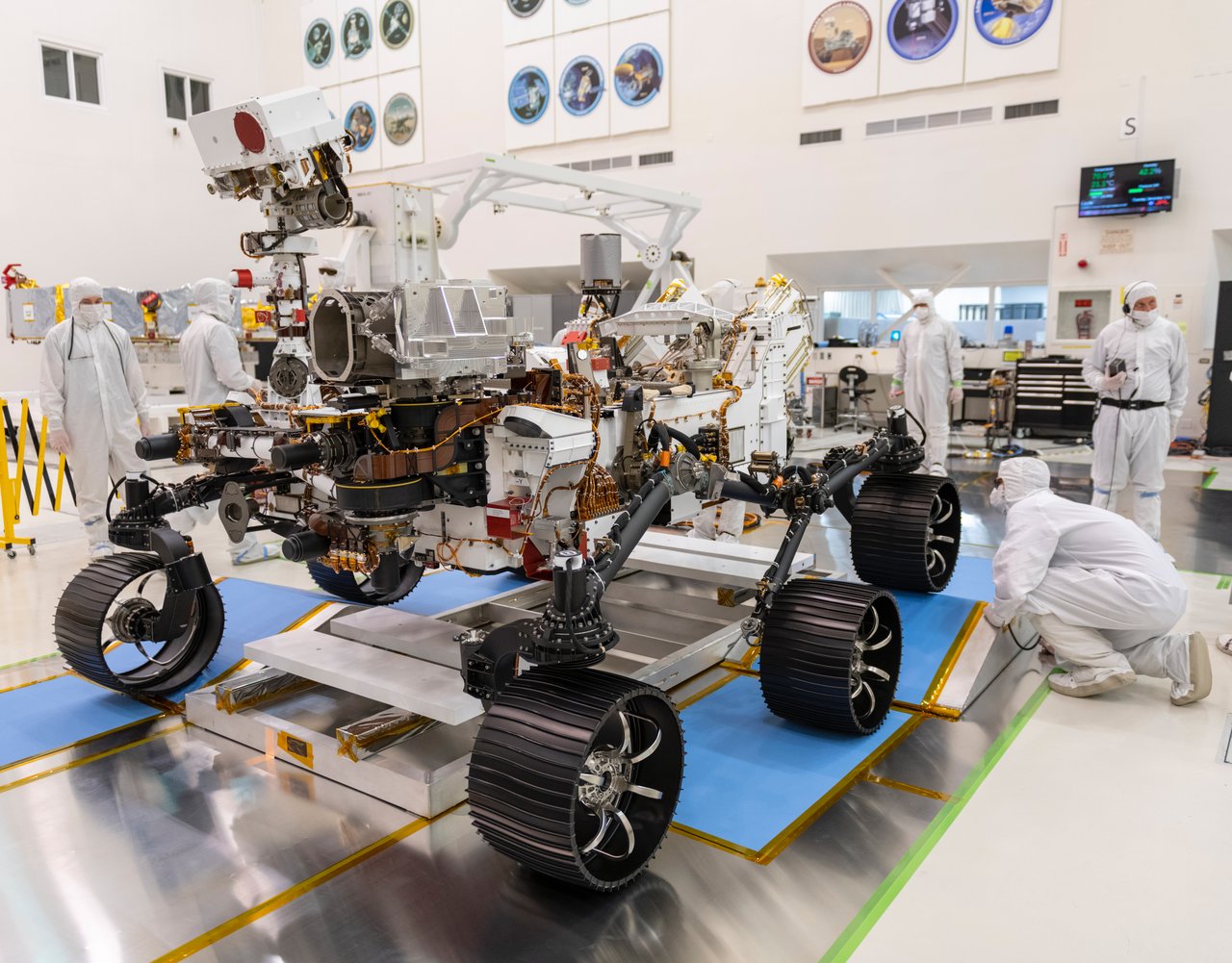 7 Things to Know About the NASA Rover About to Land on Mars | NASA Jet ...