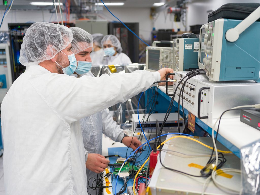 First Tests for the VERITAS' Venus Interferometric Synthetic Aperture ...