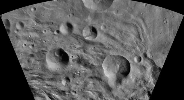 Take a Virtual Tour of Vesta With New High-Resolution Images | NASA Jet ...