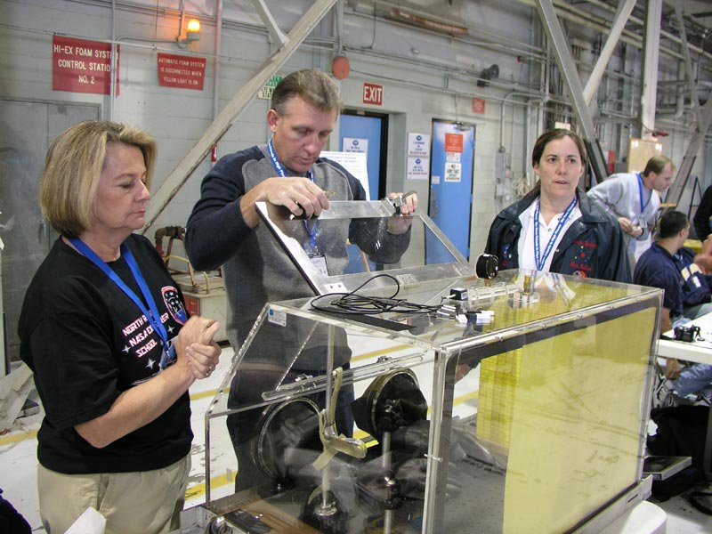 Local Teachers Fly Experiments on NASA's 'Weightless Wonder'