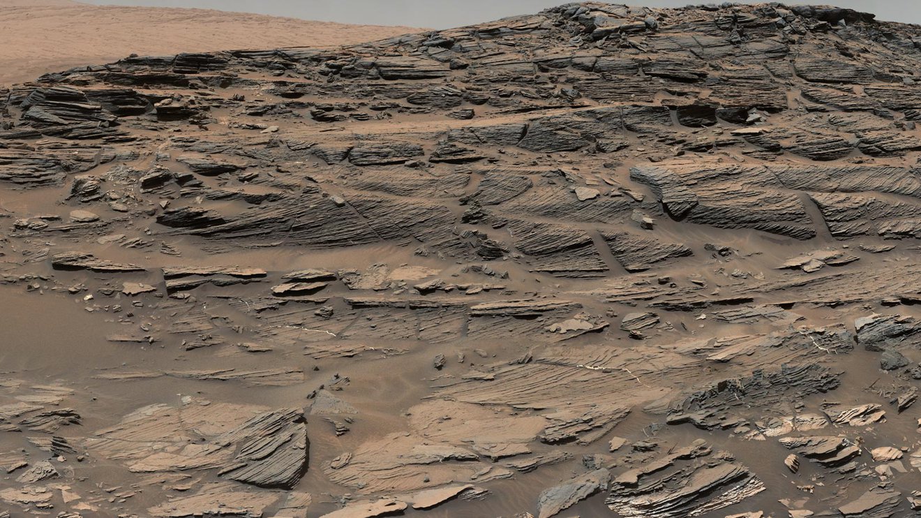 Mars Panorama from Curiosity Shows Petrified Sand Dunes | NASA Jet ...