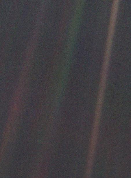 Solar System Portrait - Earth as 'Pale Blue Dot' | NASA Jet Propulsion ...