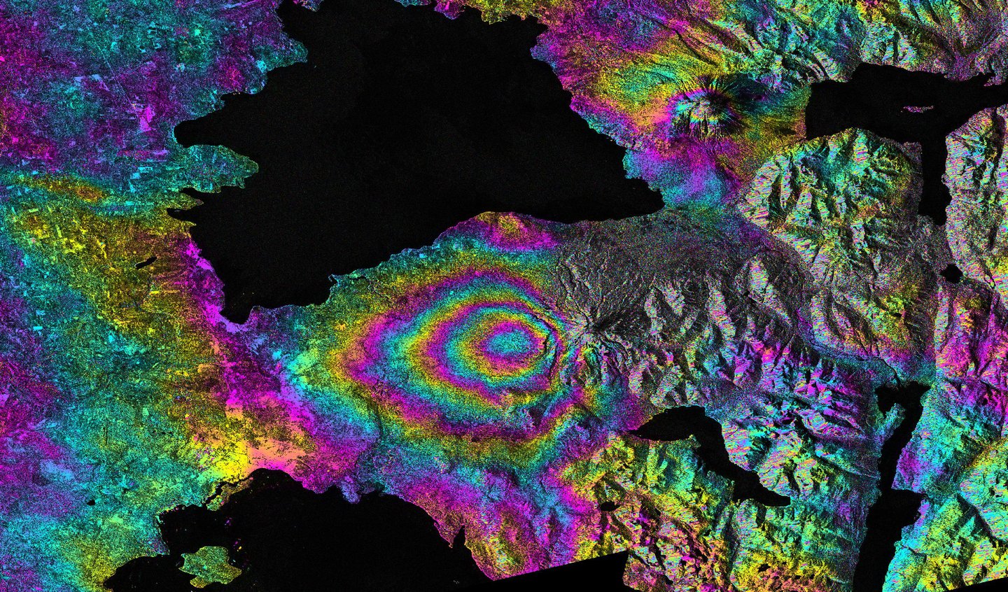 Ground Deformation from Chilean Volcanic Eruption Shown by Satellite ...