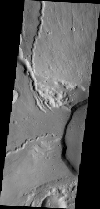 Ceranus Tholus