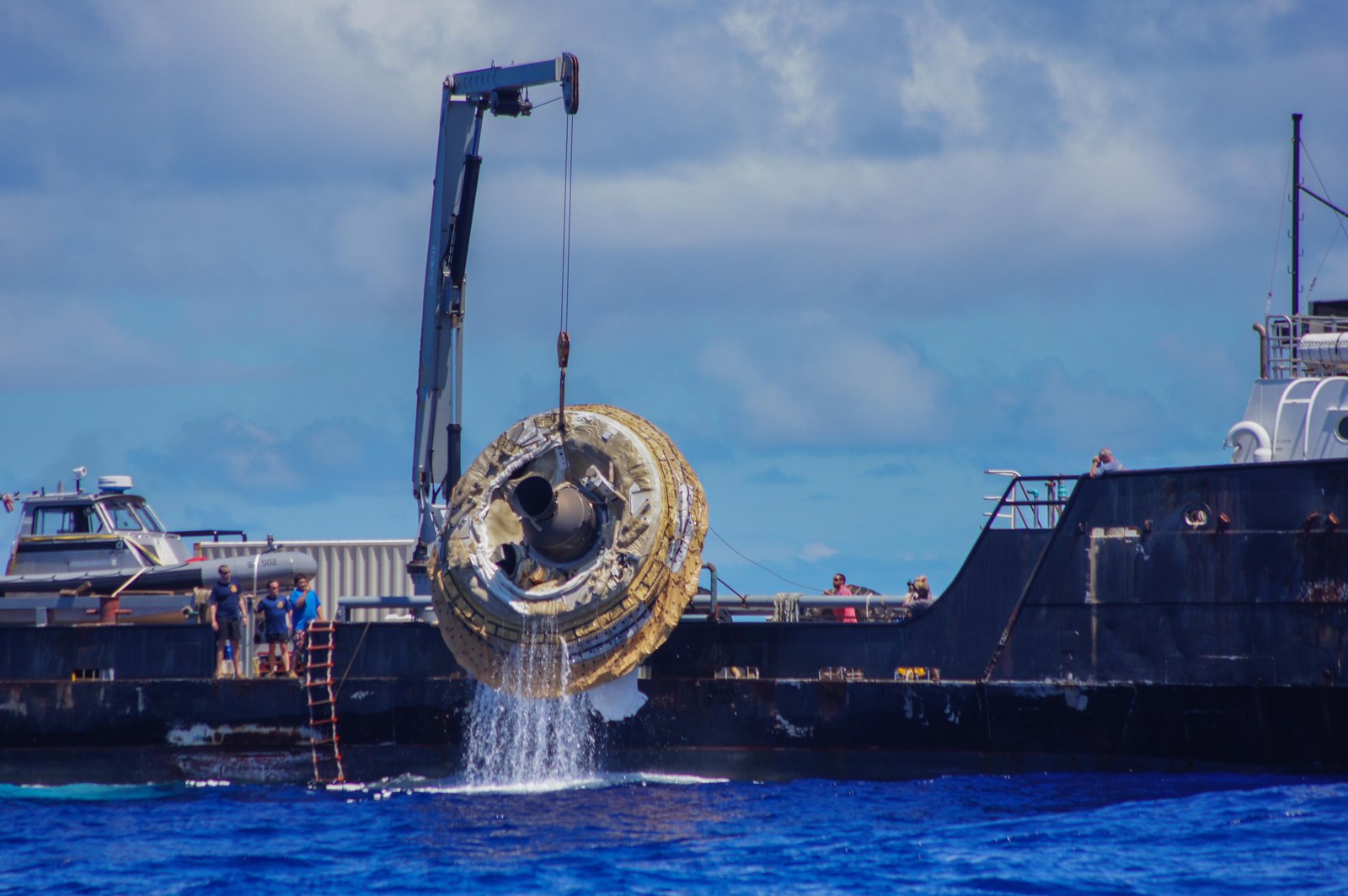 Test Vehicle Gets a Lift | NASA Jet Propulsion Laboratory (JPL)