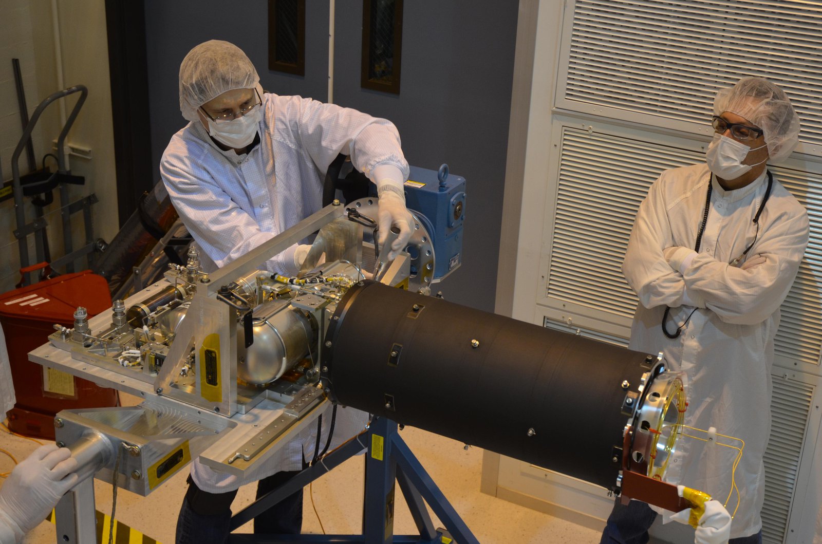 Inspecting the MIRI Cryocooler | NASA Jet Propulsion Laboratory (JPL)