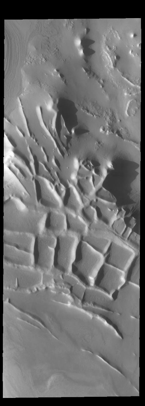 Angustus Labyrinthus | NASA Jet Propulsion Laboratory (JPL)