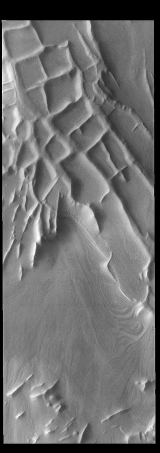 Angustus Labyrinthus | NASA Jet Propulsion Laboratory (JPL)