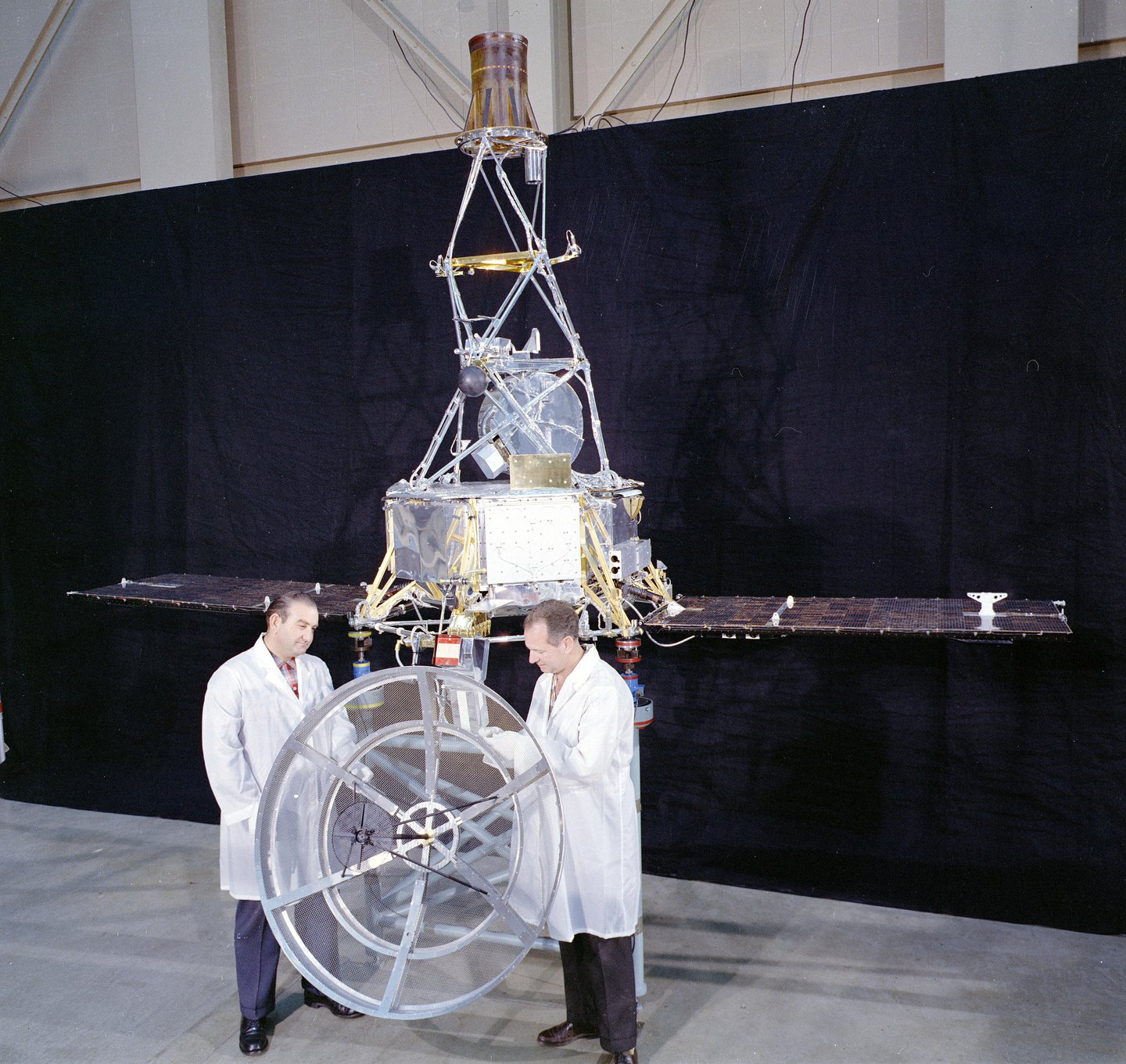 Mariner 1 in JPL's Spacecraft Assembly Facility | NASA Jet Propulsion ...