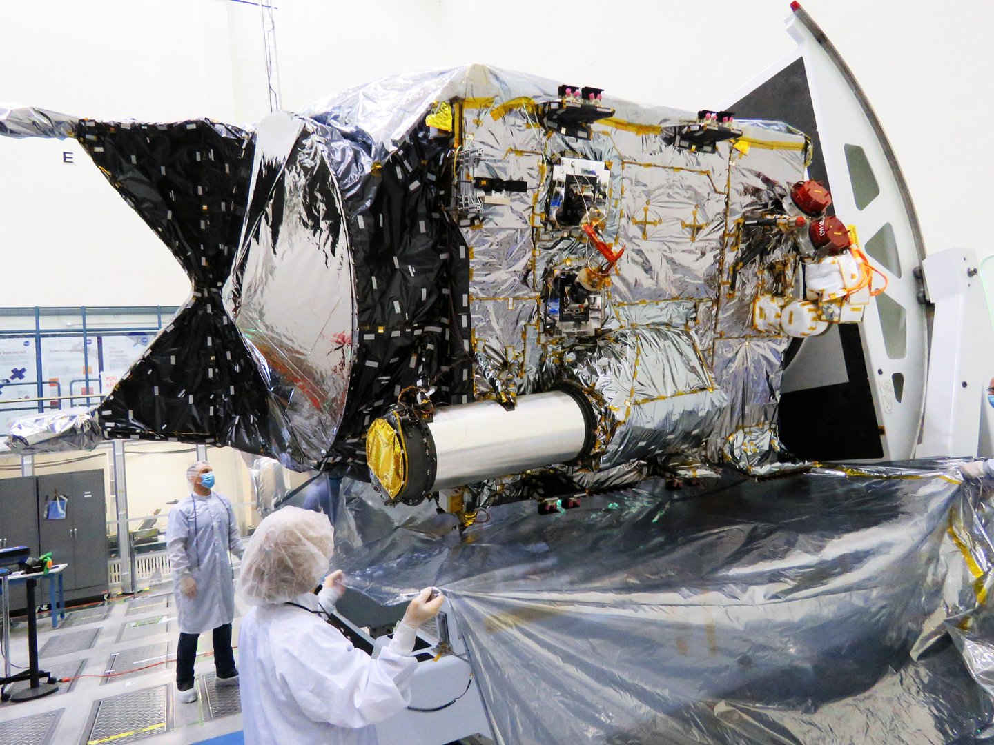 DSOC Flight Laser Transceiver Integrated with NASA's Psyche Spacecraft ...