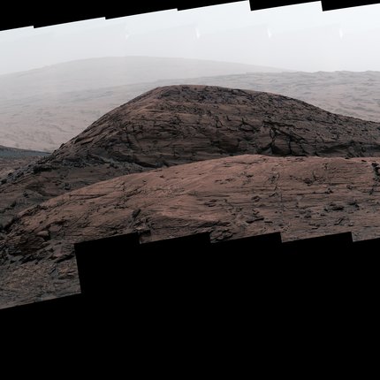 A Picture Postcard From Curiosity's Navcams