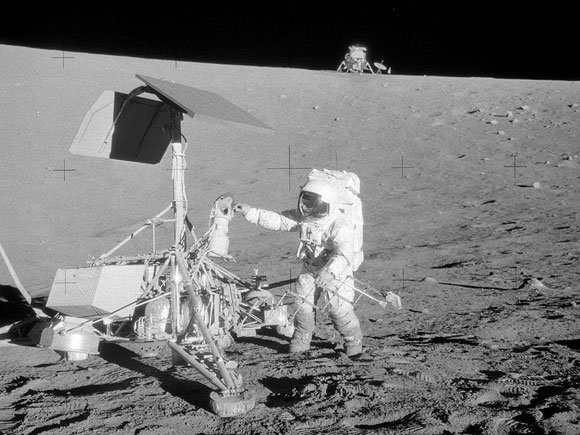 Surveyor 3 - Moon Missions - NASA Jet Propulsion Laboratory | NASA Jet Propulsion Laboratory (JPL)