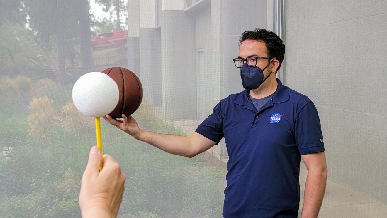 Model a Solar Eclipse | NASA Jet Propulsion Laboratory (JPL)