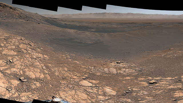 Curiosity’s 1.8 Billion-Pixel Panorama on Mars